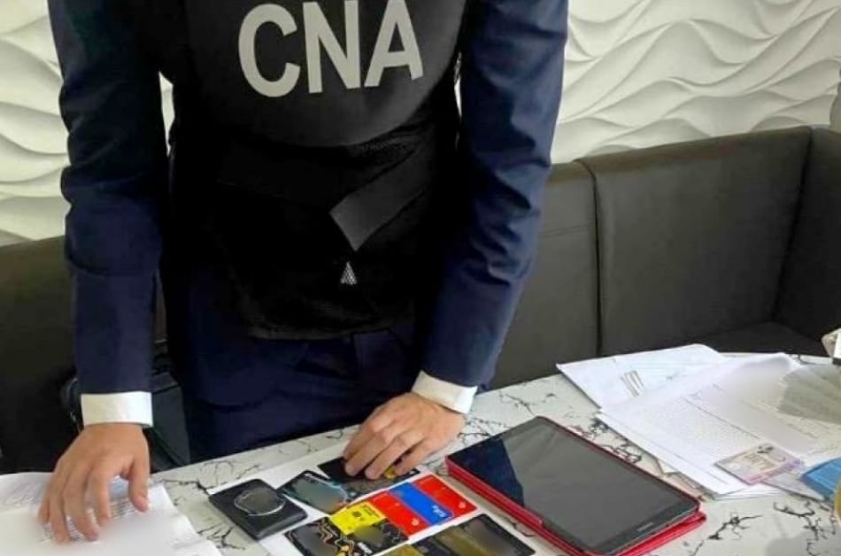 200 de mii de lei pentru soluționarea unei cauze penale. Un bărbat a ... 200 de mii de lei pentru soluționarea unei cauze penale. Un bărbat a ...